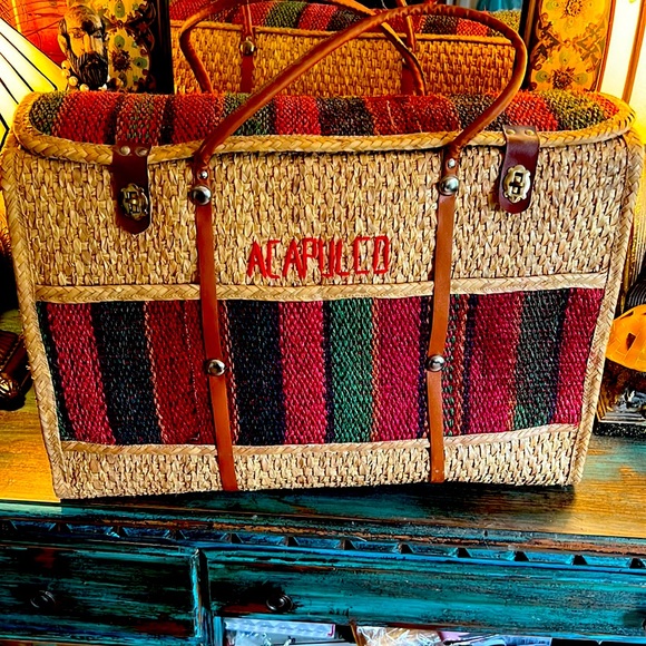 Bags | Very Large Woven Straw Beach Bag Picnic Basket | Poshmark